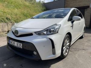 Белый Тойота Приус 2018 в Вильнюс, объемом двигателя 1.80 л и пробегом 237 тыс. км за 13300 €, фото  на AUTOMOTO.COM.LV
