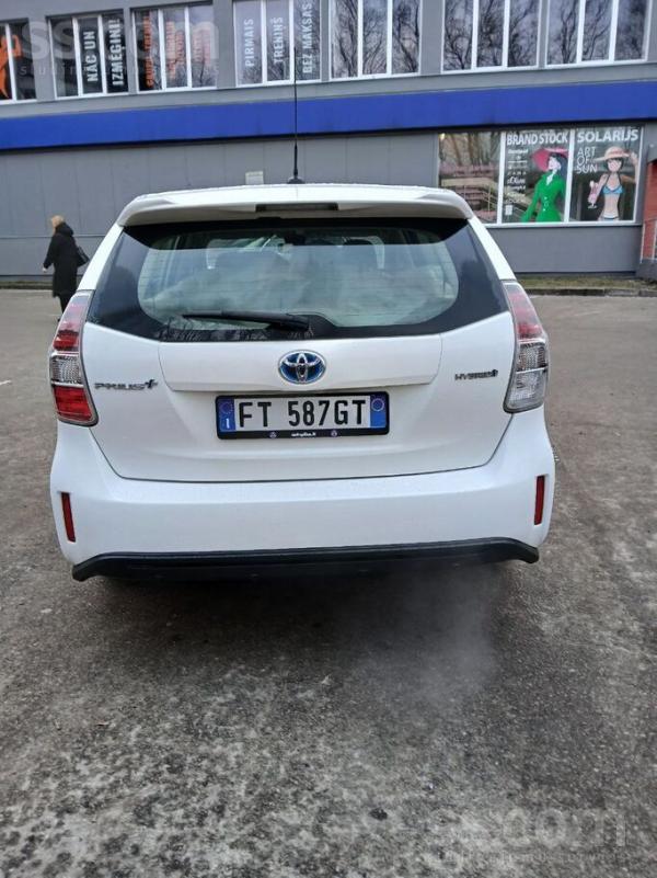 Balts Toyota Prius 2019 Rīga, ar dzinēja tilpumu 1.80 L un nobraukumu 216 tūkst. km par 13200 €, foto 5 vietnē AUTOMOTO.COM.LV