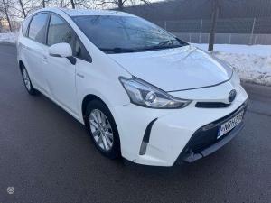 White Toyota Prius 2019 in Klaipeda, with an engine capacity of 1.80 L and mileage of 245 thousand km for 11300 €, photo  on AUTOMOTO.COM.LV