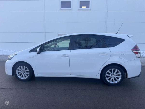 Balts Toyota Prius 2019 Klaipėda, ar dzinēja tilpumu 1.80 L un nobraukumu 245 tūkst. km par 11300 €, foto 4 vietnē AUTOMOTO.COM.LV