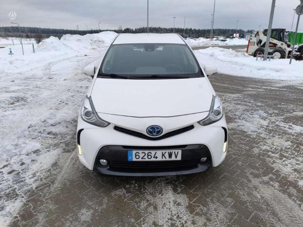 Balts Toyota Prius 2019 Viļņa, ar dzinēja tilpumu 1.80 L un nobraukumu 218 tūkst. km par 12500 €, foto 2 vietnē AUTOMOTO.COM.LV