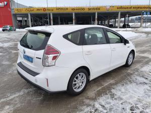Balts Toyota Prius 2019 Viļņa, ar dzinēja tilpumu 1.80 L un nobraukumu 218 tūkst. km par 12500 €, foto 4 vietnē AUTOMOTO.COM.LV