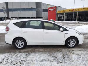 Balts Toyota Prius 2019 Viļņa, ar dzinēja tilpumu 1.80 L un nobraukumu 218 tūkst. km par 12500 €, foto 8 vietnē AUTOMOTO.COM.LV