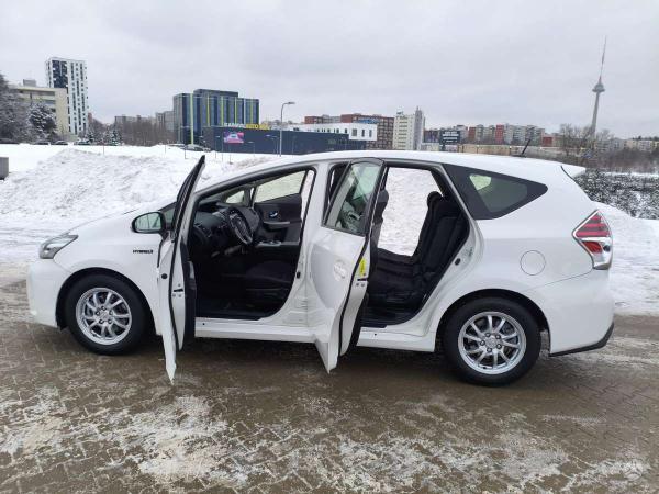 Balts Toyota Prius 2019 Viļņa, ar dzinēja tilpumu 1.80 L un nobraukumu 218 tūkst. km par 12500 €, foto 10 vietnē AUTOMOTO.COM.LV