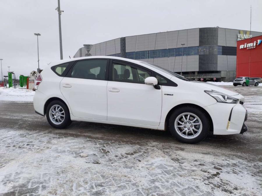 Balts Toyota Prius 2019 Viļņa, ar dzinēja tilpumu 1.80 L un nobraukumu 218 tūkst. km par 12500 €, foto 32 vietnē AUTOMOTO.COM.LV