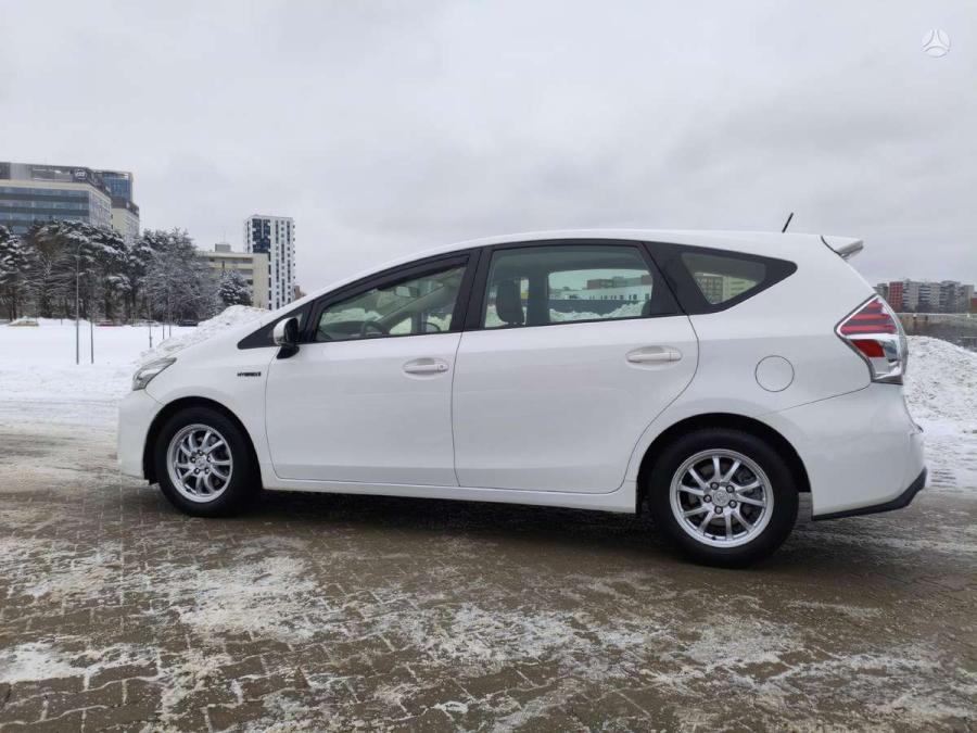 Balts Toyota Prius 2019 Viļņa, ar dzinēja tilpumu 1.80 L un nobraukumu 218 tūkst. km par 12500 €, foto 34 vietnē AUTOMOTO.COM.LV