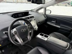 White Toyota Prius 2019 in Vilnius, with an engine capacity of 1.80 L and mileage of 261 thousand km for 8800 €, photo 15 on AUTOMOTO.COM.LV