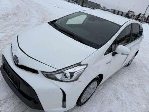 White Toyota Prius 2019 in Vilnius, with an engine capacity of 1.80 L and mileage of 261 thousand km for 8800 €, photo 31 on AUTOMOTO.COM.LV