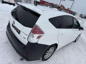 White Toyota Prius 2019 in Vilnius, with an engine capacity of 1.80 L and mileage of 261 thousand km for 8800 €, photo 32 on AUTOMOTO.COM.LV