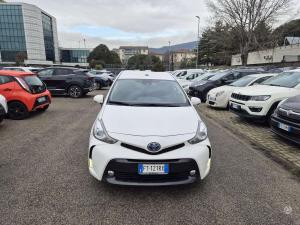 White Toyota Prius 2019 in Panevezys, with an engine capacity of 1.80 L and mileage of 221 thousand km for 12300 €, photo  on AUTOMOTO.COM.LV