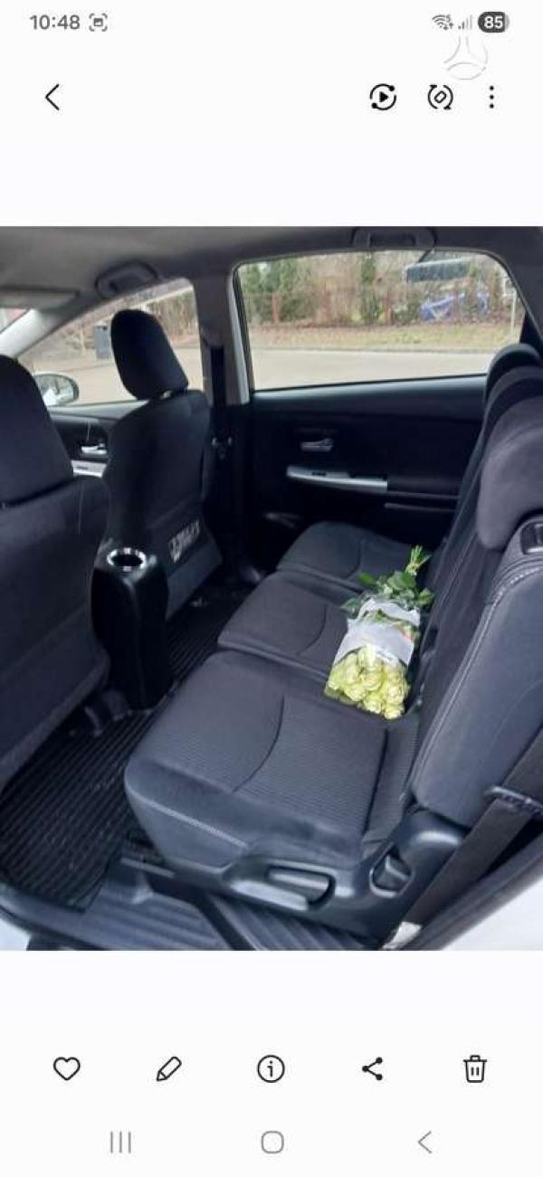 White Toyota Prius 2019 in Riga, with an engine capacity of 1.80 L and mileage of 240 thousand km for 12500 €, photo 9 on AUTOMOTO.COM.LV