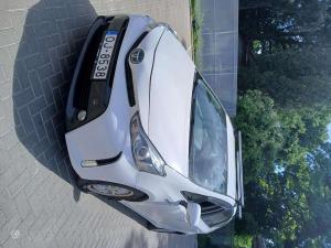 Balts Toyota Prius 2019 Rīga, ar dzinēja tilpumu 1.80 L un nobraukumu 240 tūkst. km par 12500 €, foto 14 vietnē AUTOMOTO.COM.LV