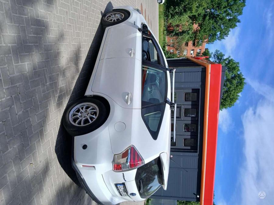 Balts Toyota Prius 2019 Rīga, ar dzinēja tilpumu 1.80 L un nobraukumu 240 tūkst. km par 12500 €, foto 18 vietnē AUTOMOTO.COM.LV