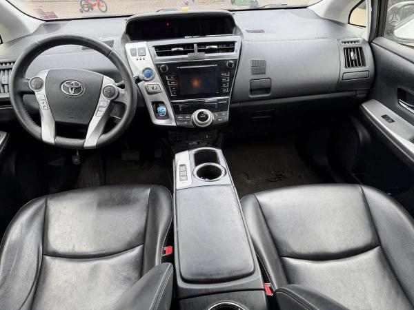 Balts Toyota Prius 2019 Kauņa, ar dzinēja tilpumu 0.00 L un nobraukumu 480 tūkst. km par 11700 €, foto 7 vietnē AUTOMOTO.COM.LV