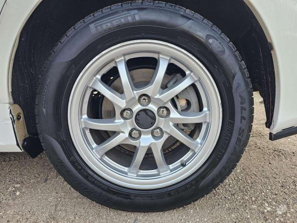 Balts Toyota Prius 2019 Viļņa, ar dzinēja tilpumu 1.80 L un nobraukumu 313 tūkst. km par 10700 €, foto 6 vietnē AUTOMOTO.COM.LV