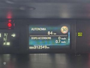 Balts Toyota Prius 2019 Viļņa, ar dzinēja tilpumu 1.80 L un nobraukumu 313 tūkst. km par 10700 €, foto 9 vietnē AUTOMOTO.COM.LV