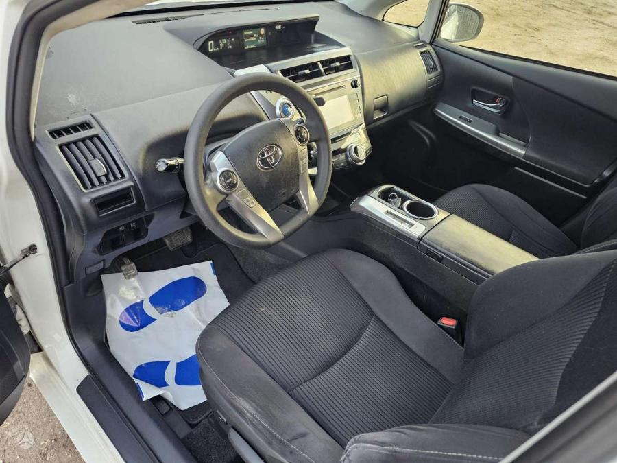Balts Toyota Prius 2019 Viļņa, ar dzinēja tilpumu 1.80 L un nobraukumu 313 tūkst. km par 10700 €, foto 20 vietnē AUTOMOTO.COM.LV