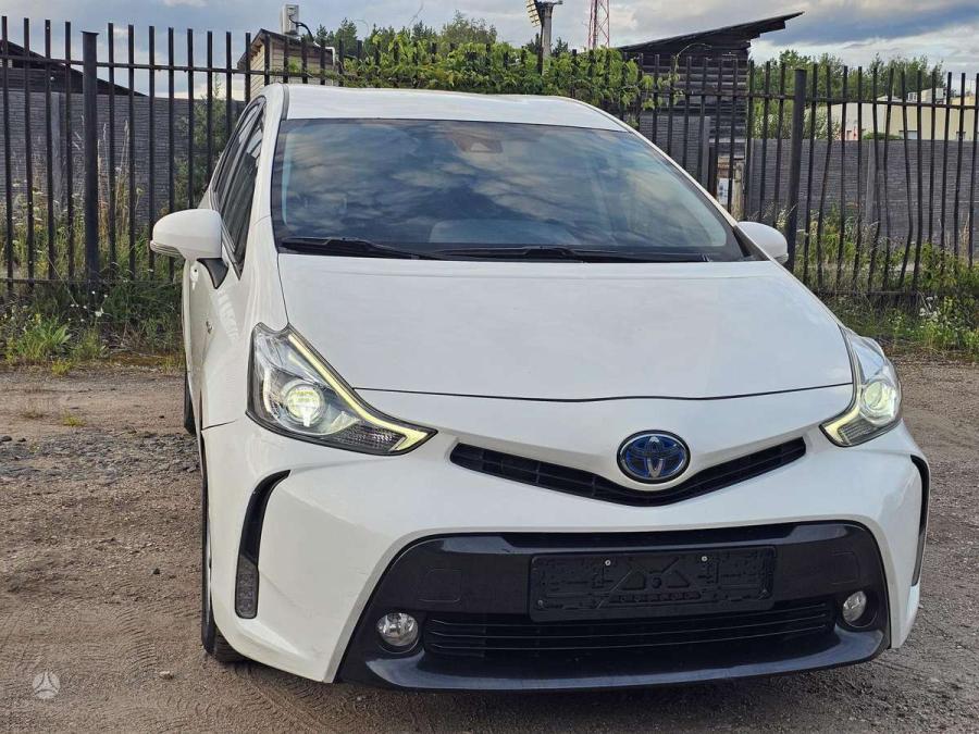 Balts Toyota Prius 2019 Viļņa, ar dzinēja tilpumu 1.80 L un nobraukumu 313 tūkst. km par 10700 €, foto 26 vietnē AUTOMOTO.COM.LV