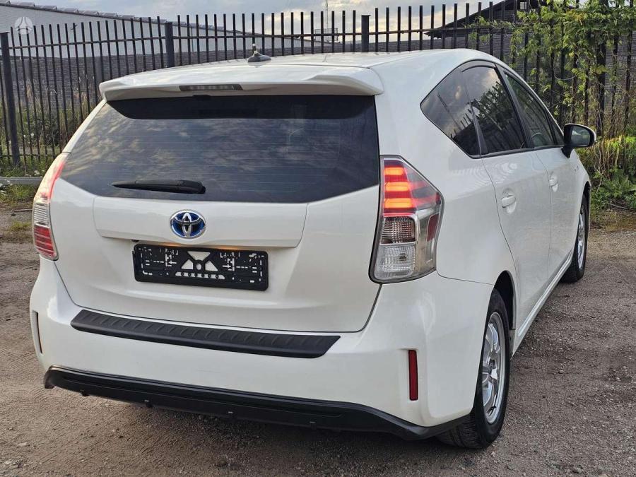 Balts Toyota Prius 2019 Viļņa, ar dzinēja tilpumu 1.80 L un nobraukumu 313 tūkst. km par 10700 €, foto 27 vietnē AUTOMOTO.COM.LV