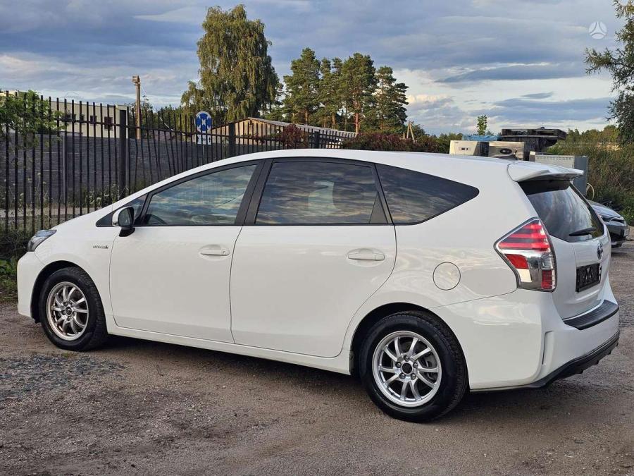 Balts Toyota Prius 2019 Viļņa, ar dzinēja tilpumu 1.80 L un nobraukumu 313 tūkst. km par 10700 €, foto 30 vietnē AUTOMOTO.COM.LV