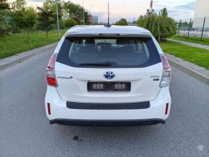 Balts Toyota Prius 2019 Viļņa, ar dzinēja tilpumu 1.80 L un nobraukumu 220 tūkst. km par 12700 €, foto 6 vietnē AUTOMOTO.COM.LV