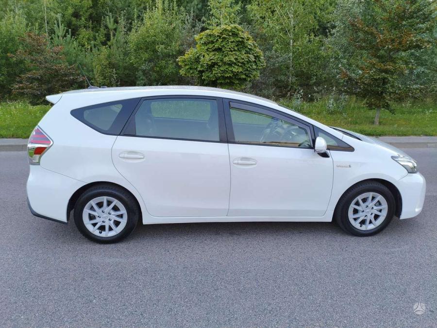 Balts Toyota Prius 2019 Viļņa, ar dzinēja tilpumu 1.80 L un nobraukumu 220 tūkst. km par 12700 €, foto 9 vietnē AUTOMOTO.COM.LV