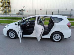 Balts Toyota Prius 2019 Viļņa, ar dzinēja tilpumu 1.80 L un nobraukumu 220 tūkst. km par 12700 €, foto 10 vietnē AUTOMOTO.COM.LV