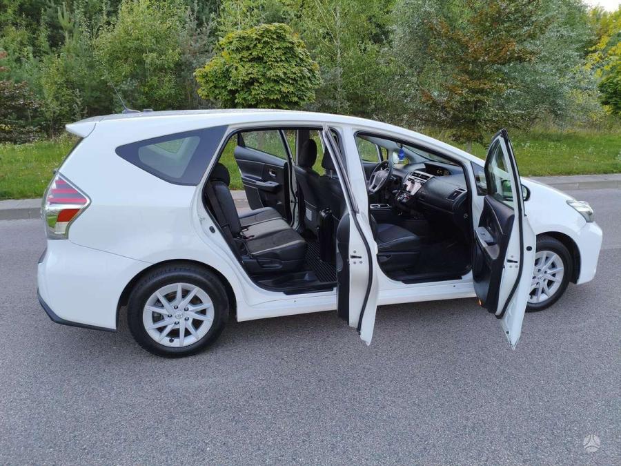 Balts Toyota Prius 2019 Viļņa, ar dzinēja tilpumu 1.80 L un nobraukumu 220 tūkst. km par 12700 €, foto 11 vietnē AUTOMOTO.COM.LV