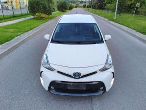 Balts Toyota Prius 2019 Viļņa, ar dzinēja tilpumu 1.80 L un nobraukumu 220 tūkst. km par 12700 €, foto 22 vietnē AUTOMOTO.COM.LV