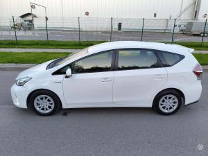 Balts Toyota Prius 2019 Viļņa, ar dzinēja tilpumu 1.80 L un nobraukumu 220 tūkst. km par 12700 €, foto 26 vietnē AUTOMOTO.COM.LV
