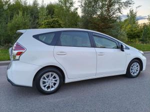 Balts Toyota Prius 2019 Viļņa, ar dzinēja tilpumu 1.80 L un nobraukumu 220 tūkst. km par 12700 €, foto 32 vietnē AUTOMOTO.COM.LV