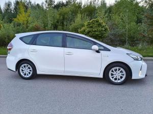 Balts Toyota Prius 2019 Viļņa, ar dzinēja tilpumu 1.80 L un nobraukumu 220 tūkst. km par 12700 €, foto 33 vietnē AUTOMOTO.COM.LV