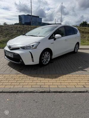 Balts Toyota Prius 2020 Viļņa, ar dzinēja tilpumu 1.80 L un nobraukumu 302 tūkst. km par 12700 €, foto 3 vietnē AUTOMOTO.COM.LV