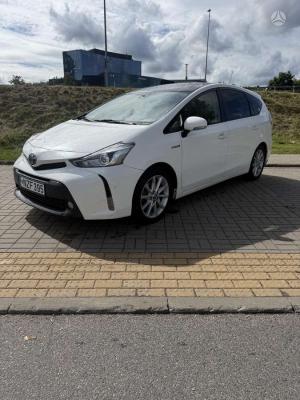 Balts Toyota Prius 2020 Viļņa, ar dzinēja tilpumu 1.80 L un nobraukumu 302 tūkst. km par 12699 €, foto 3 vietnē AUTOMOTO.COM.LV