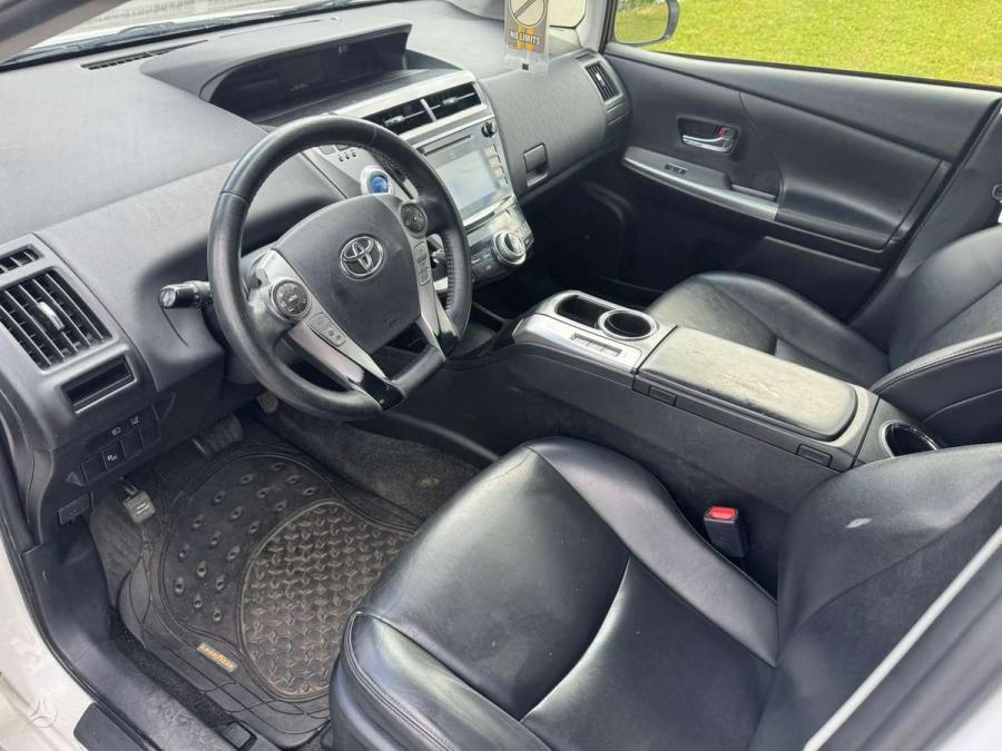 Balts Toyota Prius 2020 Viļņa, ar dzinēja tilpumu 1.80 L un nobraukumu 302 tūkst. km par 12699 €, foto 10 vietnē AUTOMOTO.COM.LV