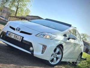 Balts Toyota Prius 2012 Rīga, ar dzinēja tilpumu 1.80 L un nobraukumu 310 tūkst. km par 6250 €, foto 17 vietnē AUTOMOTO.COM.LV