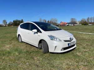 Белый Тойота Приус 2013 в Таллин, объемом двигателя 1.80 л и пробегом 260 тыс. км за 10500 €, фото  на AUTOMOTO.COM.LV