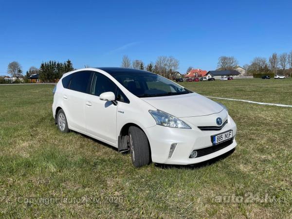 Toyota Prius 2013 Tallina vietnÄ Balts Toyota Prius 2013 Tallina, ar dzinÄja tilpumu 1.80 L un nobraukumu 260 tÅ«kst. km par 10500 ā¬, foto 1 vietnÄ AUTOMOTO.COM.LV