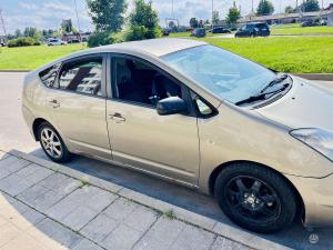 Желтый Тойота Приус 2005 в Шяуляй, объемом двигателя 0.00 л и пробегом 327 тыс. км за 2300 €, фото 12 на AUTOMOTO.COM.LV