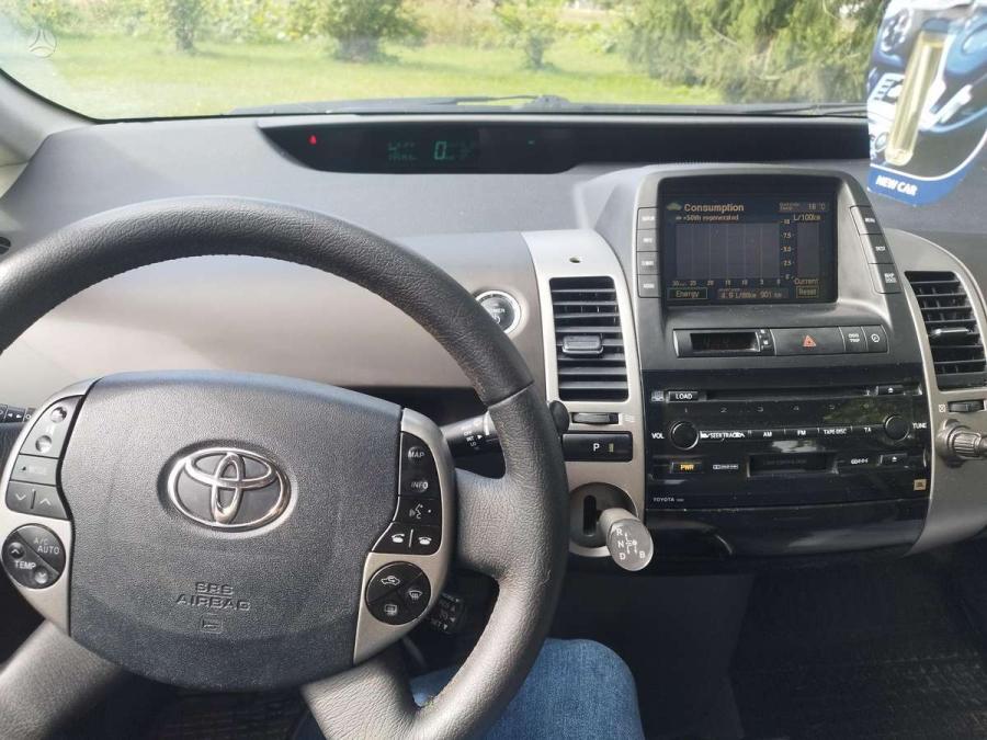 Dzeltens Toyota Prius 2005 Prienai, ar dzinēja tilpumu 1.50 L un nobraukumu 282 tūkst. km par 4000 €, foto 11 vietnē AUTOMOTO.COM.LV
