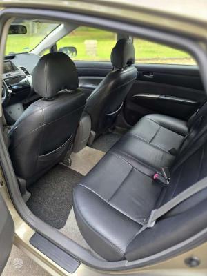 Dzeltens Toyota Prius 2006 Viļņa, ar dzinēja tilpumu 1.50 L un nobraukumu 273 tūkst. km par 3999 €, foto 10 vietnē AUTOMOTO.COM.LV