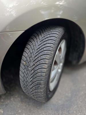 Dzeltens Toyota Prius 2006 Viļņa, ar dzinēja tilpumu 1.50 L un nobraukumu 273 tūkst. km par 3999 €, foto 17 vietnē AUTOMOTO.COM.LV