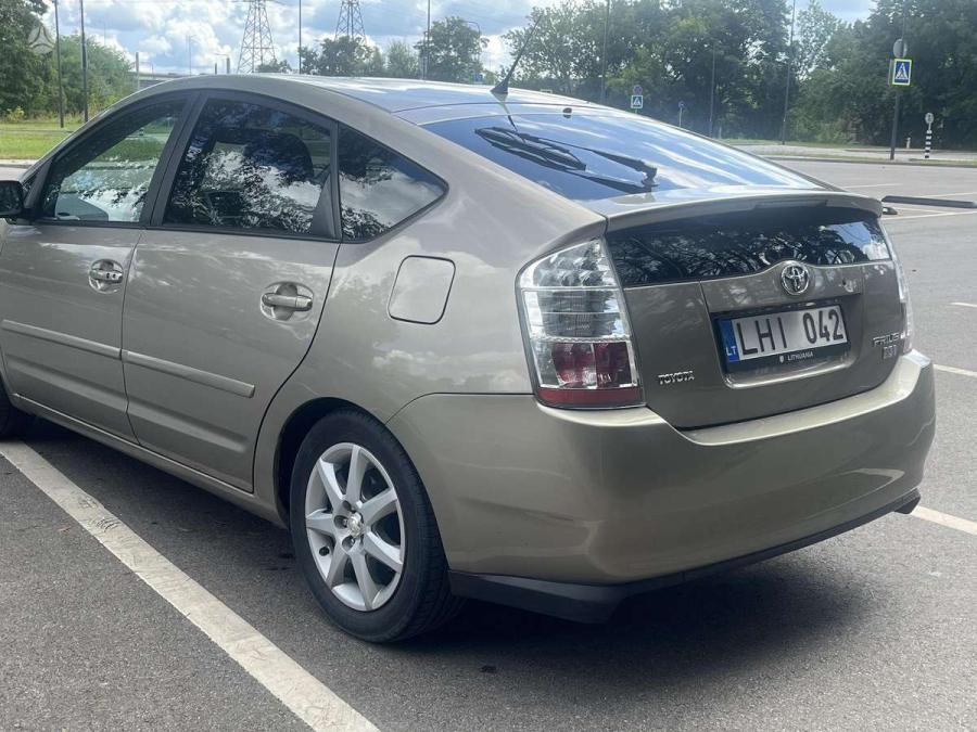 Желтый Тойота Приус 2007 в Каунас, объемом двигателя 1.50 л и пробегом 232 тыс. км за 4450 €, фото 4 на AUTOMOTO.COM.LV
