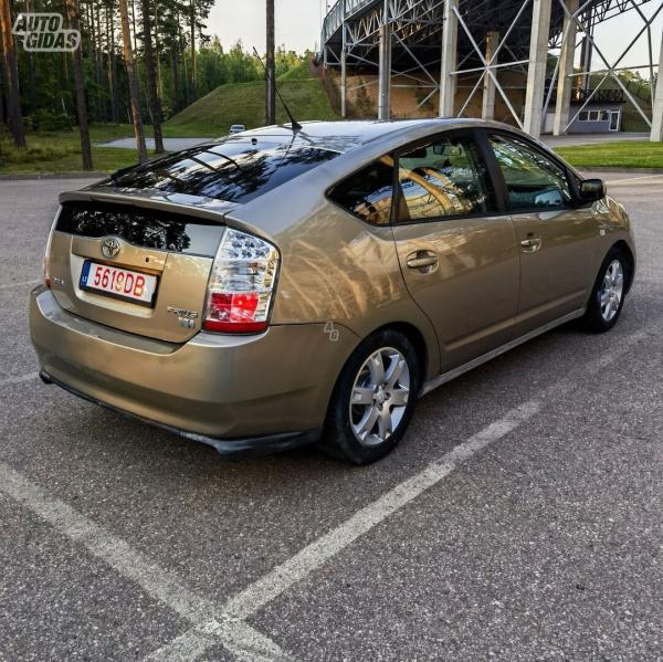 Желтый Тойота Приус 2008 в Друскининкай, объемом двигателя 1.50 л и пробегом 300 тыс. км за 3200 €, фото 5 на AUTOMOTO.COM.LV