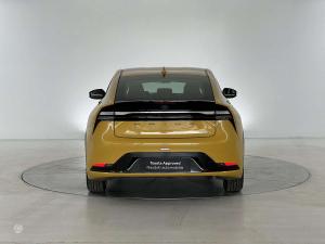 Yellow Toyota Prius 2023 in Vilnius, with an engine capacity of 1.99 L and mileage of 7 thousand km for 35900 €, photo 5 on AUTOMOTO.COM.LV