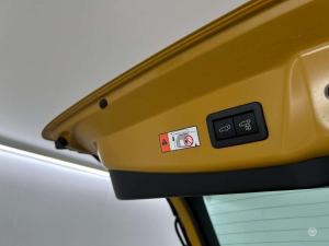 Yellow Toyota Prius 2023 in Vilnius, with an engine capacity of 1.99 L and mileage of 7 thousand km for 35900 €, photo 28 on AUTOMOTO.COM.LV