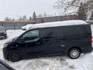 Black Toyota Proace 2017 in Telschi, with an engine capacity of 2.00 L and mileage of 338 thousand km for 4650 €, photo 5 on AUTOMOTO.COM.LV