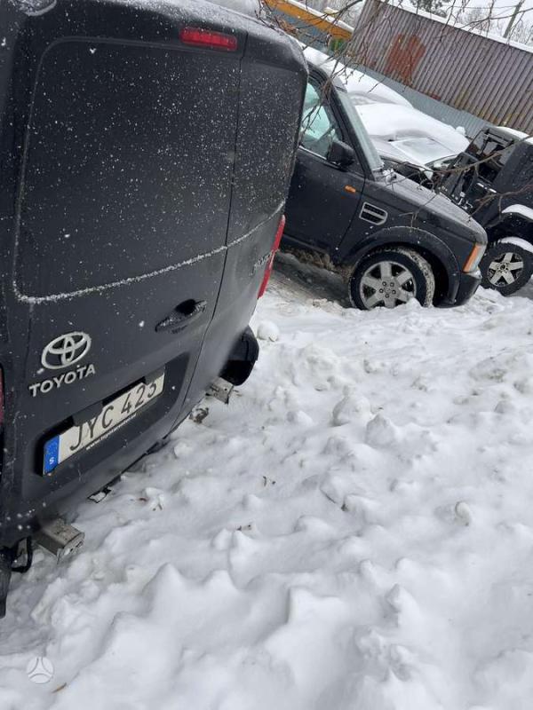 Black Toyota Proace 2017 in Telschi, with an engine capacity of 2.00 L and mileage of 338 thousand km for 4650 €, photo 6 on AUTOMOTO.COM.LV