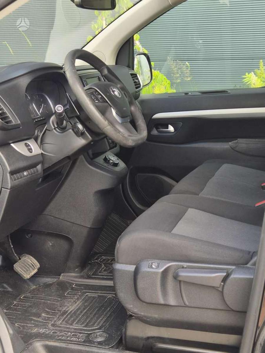Melns Toyota Proace 2017 Viļņa, ar dzinēja tilpumu 2.00 L un nobraukumu 291 tūkst. km par 14500 €, foto 10 vietnē AUTOMOTO.COM.LV