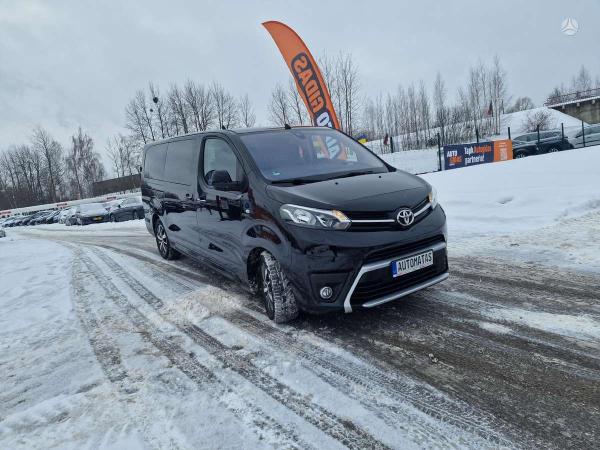 Melns Toyota Proace 2018 Kauņa, ar dzinēja tilpumu 2.00 L un nobraukumu 152 tūkst. km par 19890 €, foto 1 vietnē AUTOMOTO.COM.LV